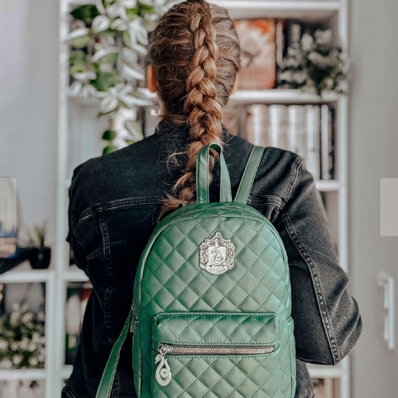 Hot Topic | Bags | Nwt Harry Potter Slytherin Mini Quilted Backpack ...